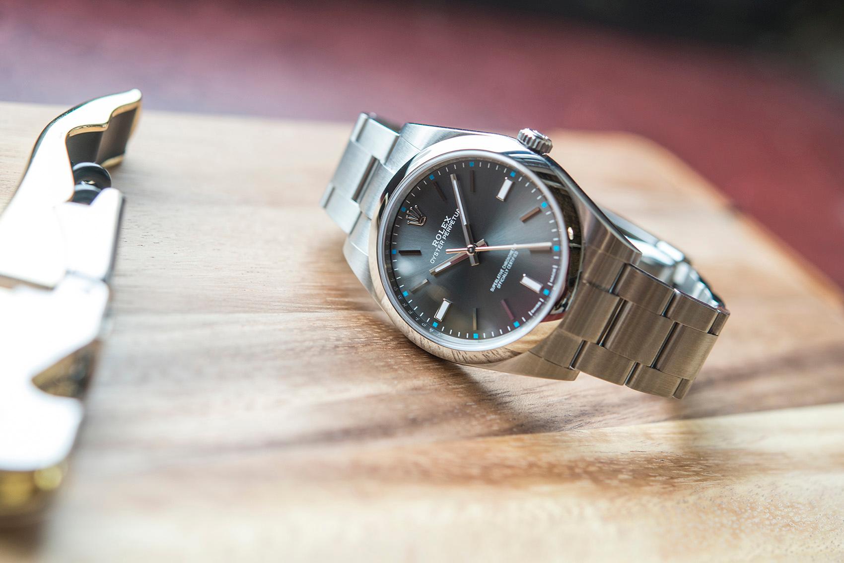 The 5 Best Luxury Watches Under $5,000 - StockX News