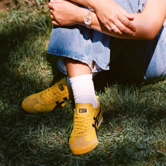 How To Style ‘90s Minimalism - StockX News